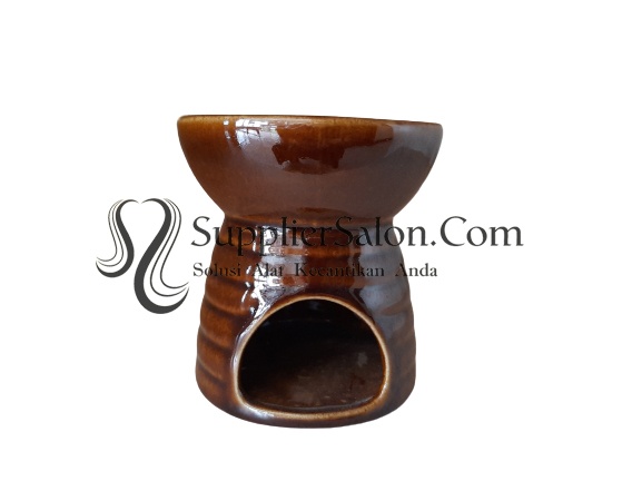 Kursi Ratus Kayu | Supplier Alat Salon Kecantikan